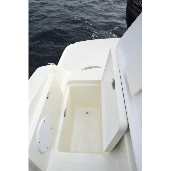 Катер Bayliner VR5 Cuddy Outboard